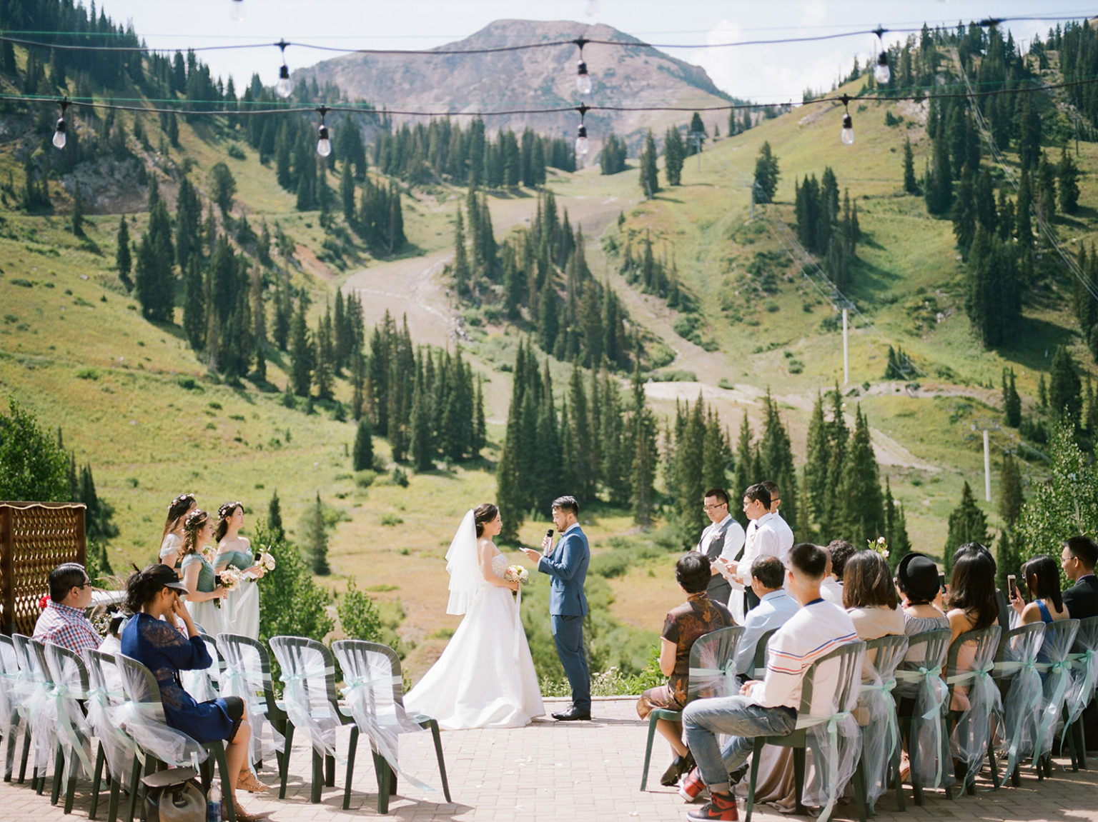 Utah Ski Resort Alta Lodge Wedding | Jun & Yuxuan