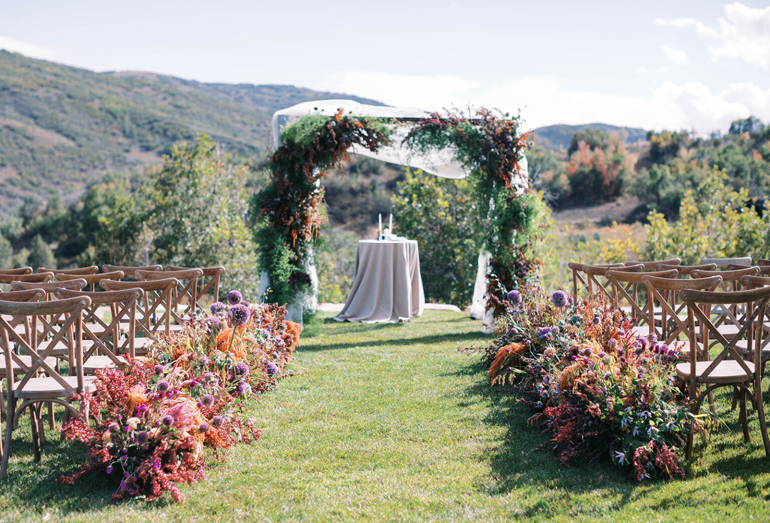 Ultimate Guide To The Best Utah Wedding Venues | The Lodge at Blue Sky